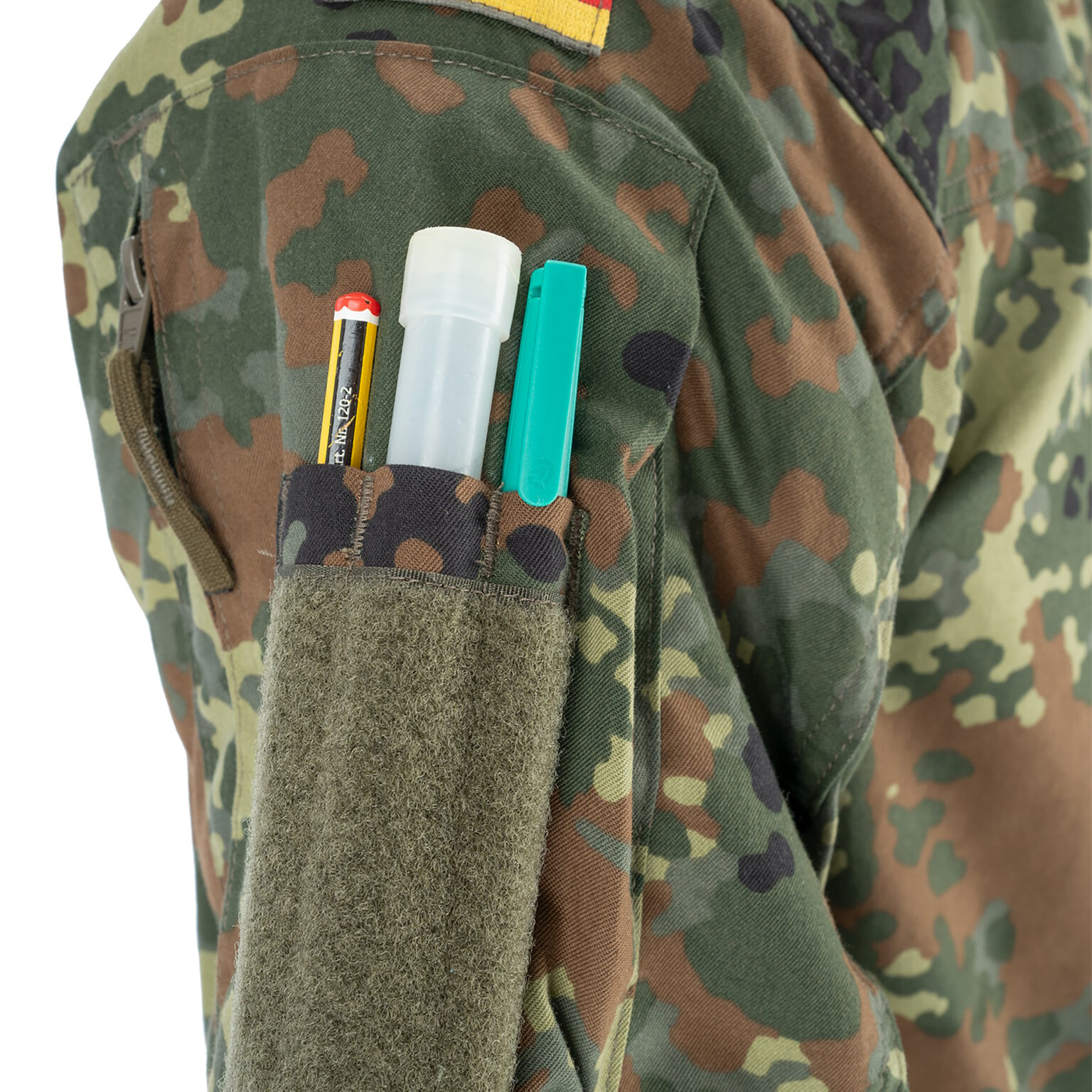 LEO KÖHLER: KAMPFBEKLEIDUNGSSATZ STREITKRÄFTE (KBS-SK) – Recon-Blog